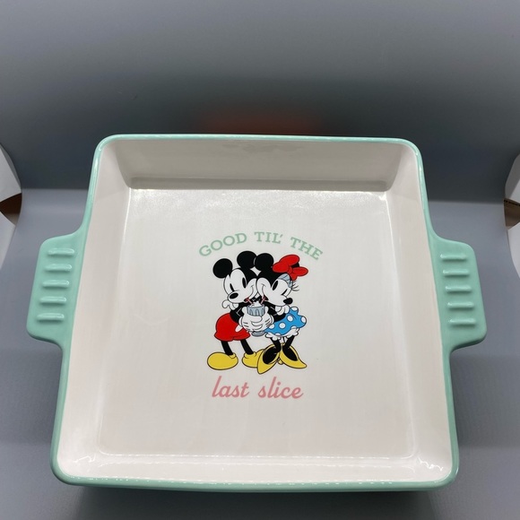 Disney | Kitchen | Mickey And Minnie Mouse Baking Dish Disney Eats New ...
